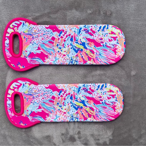 Lilly Pulitzer | Dining | Lilly Pulitzer Pink And Blue Cooler Sleeves ...